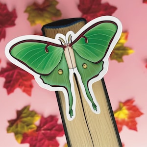 Lunar Moth 3D Bookmark - Etsy