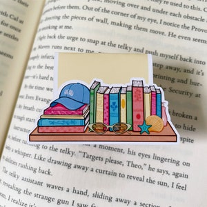 Summer Bookshelf Magnetic Bookmark, Beachy Pastel Book Lover Gift ...