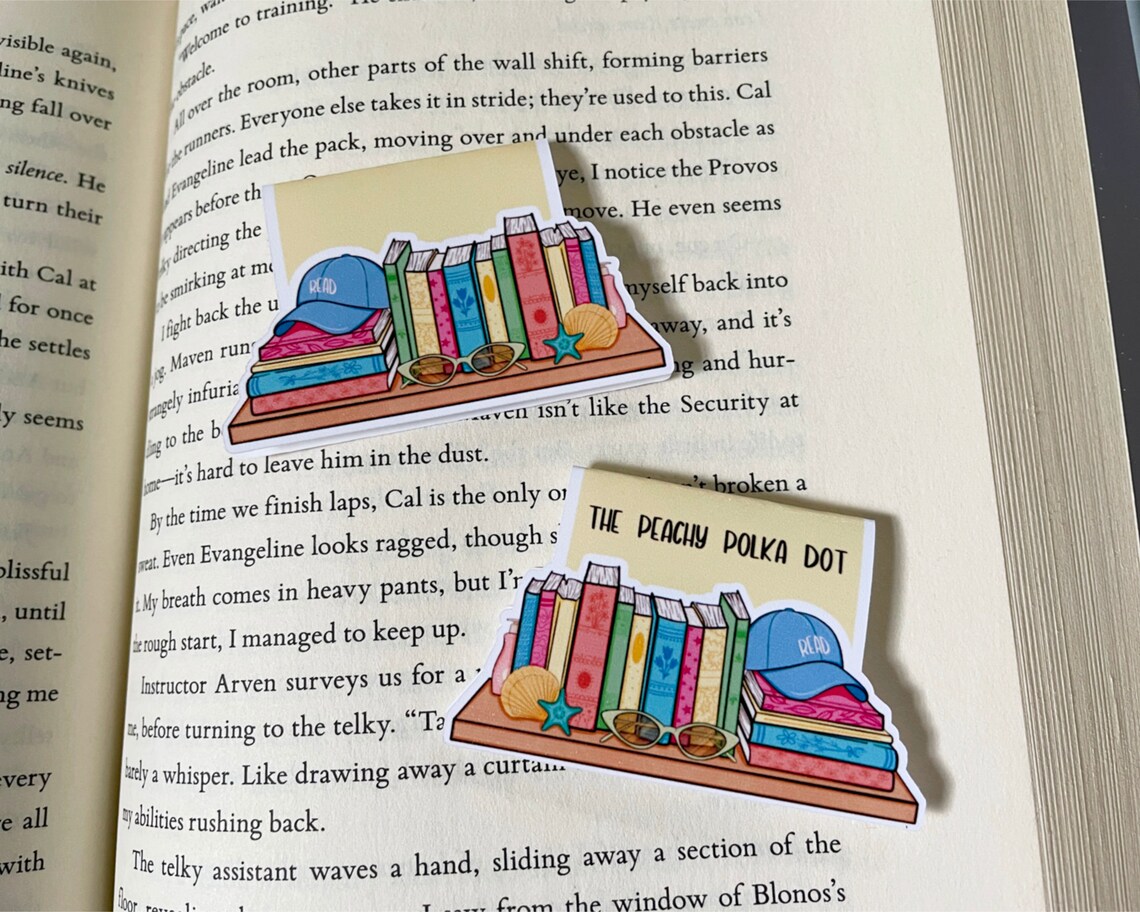 Summer Bookshelf Magnetic Bookmark, Beachy Pastel Book Lover Gift ...