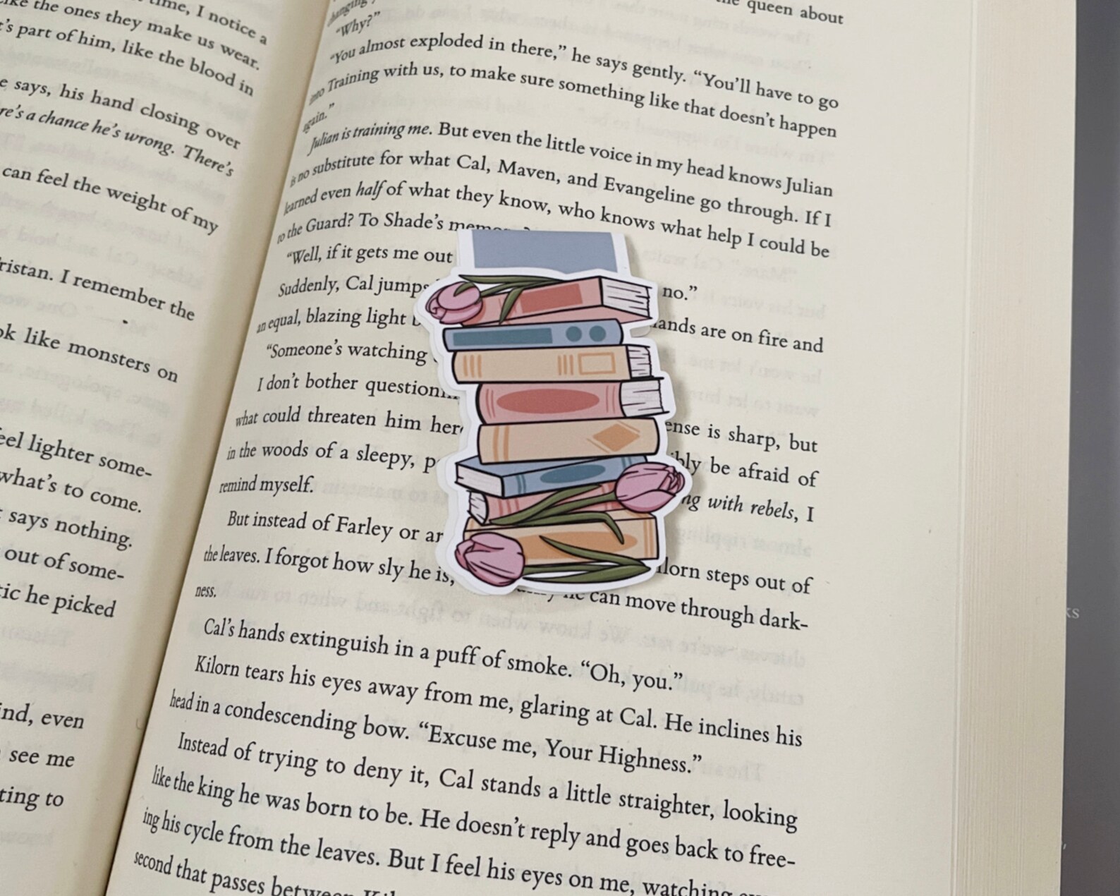 Romantic Book Stack Magnetic Bookmark - Etsy