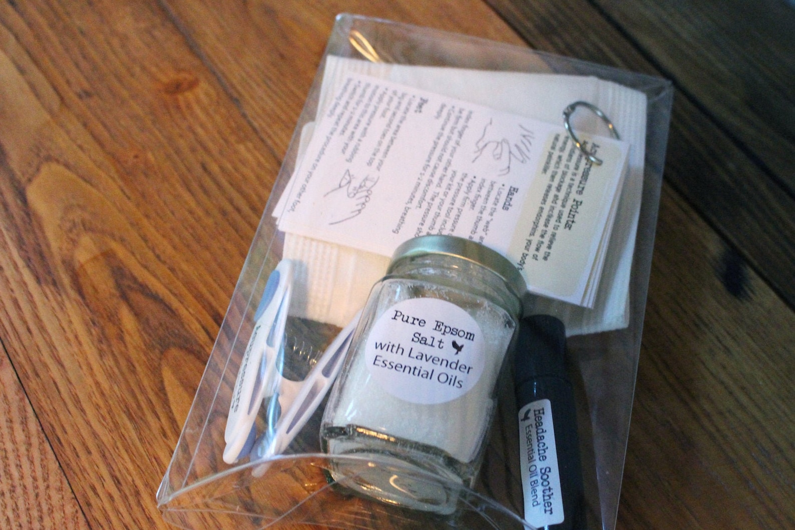 Headache and Migraine Relief Kit, Re-usable Ice Pack, Woman's Spa Gift ...