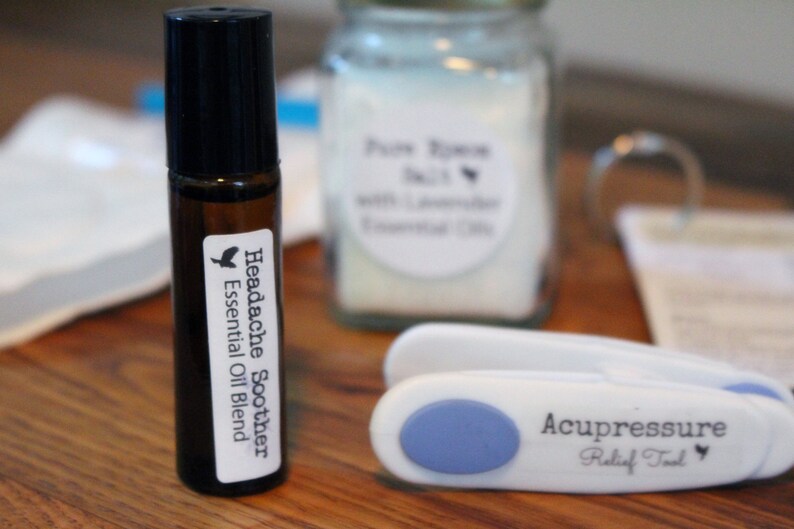 Headache and Migraine Relief Kit, Re-usable Ice Pack, Woman's Spa Gift ...