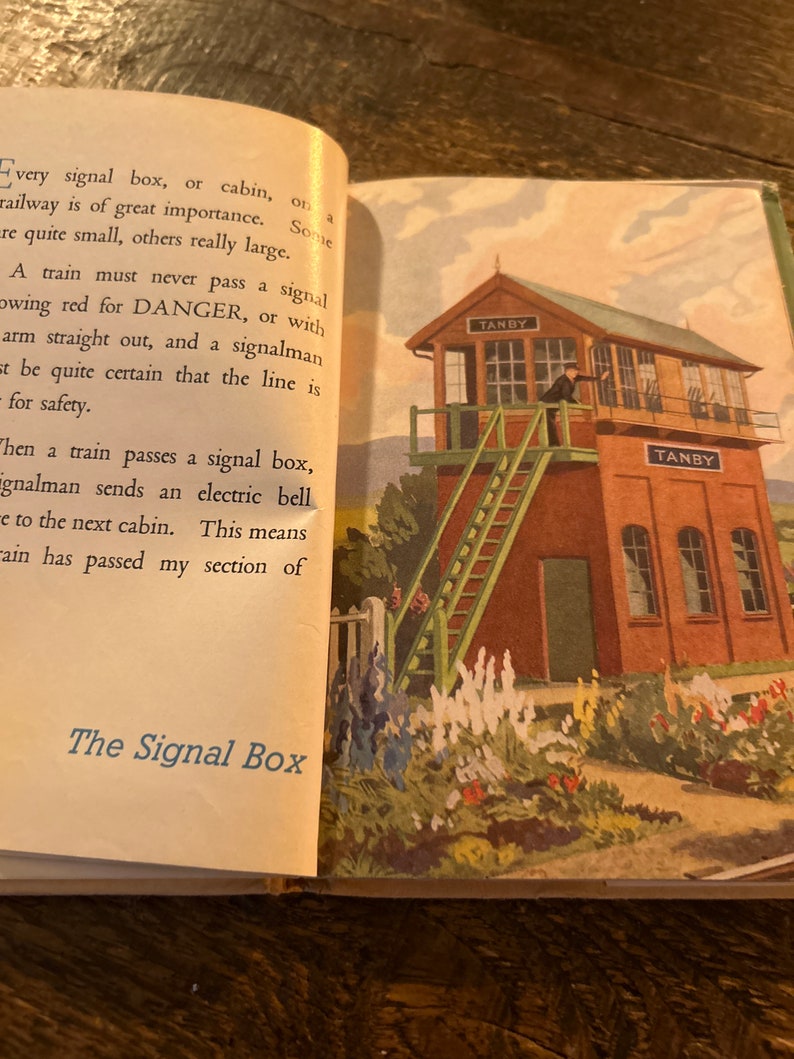 Antique Train Book Ladybird in the Train With Uncle Mac Derek Mcculloch ...