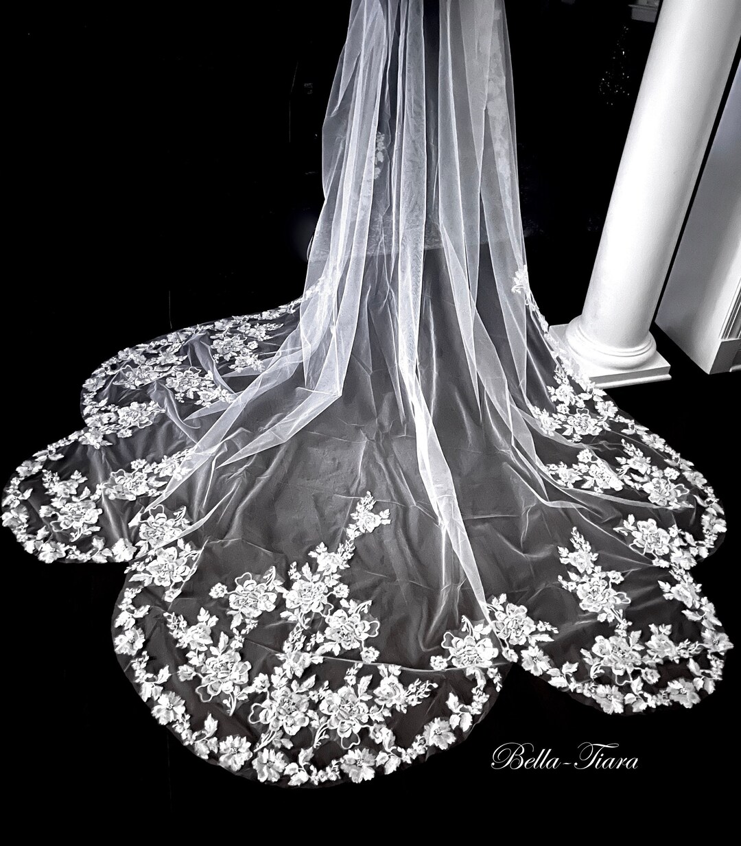Scalloped Flower Lace Regal Veil, Floral Wedding Veil, Flower Lace Trim ...