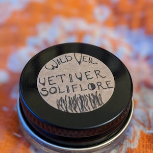Vetiver Soliflore. Single Note Vetyver Solid Perfume. Handmade - Etsy