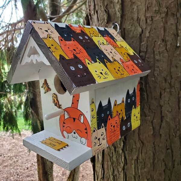 Painted Birdhouse - Etsy Canada