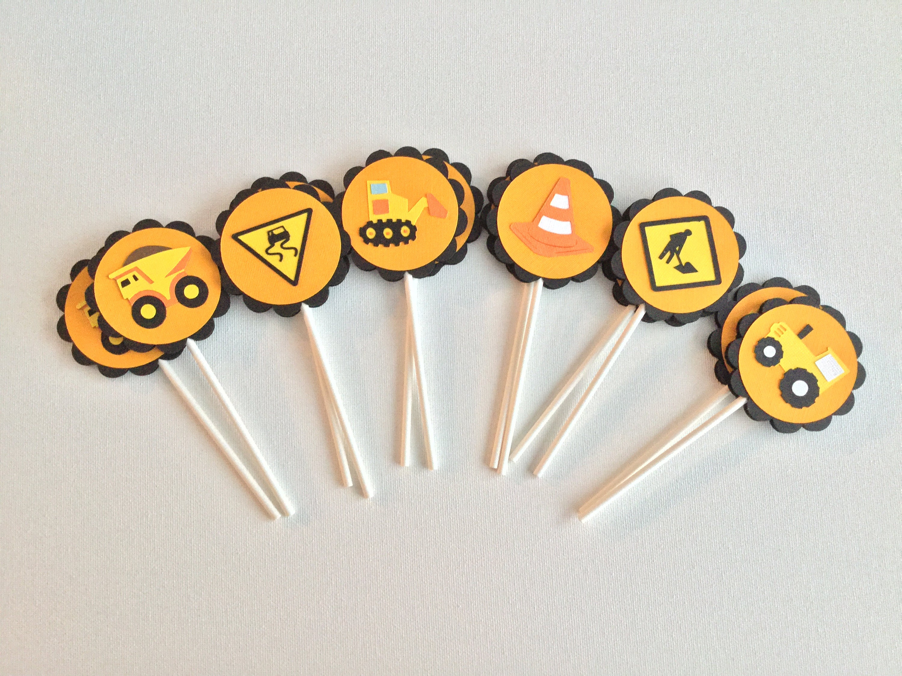 Construction Themed Cupcake Toppers / Under Construction - Etsy