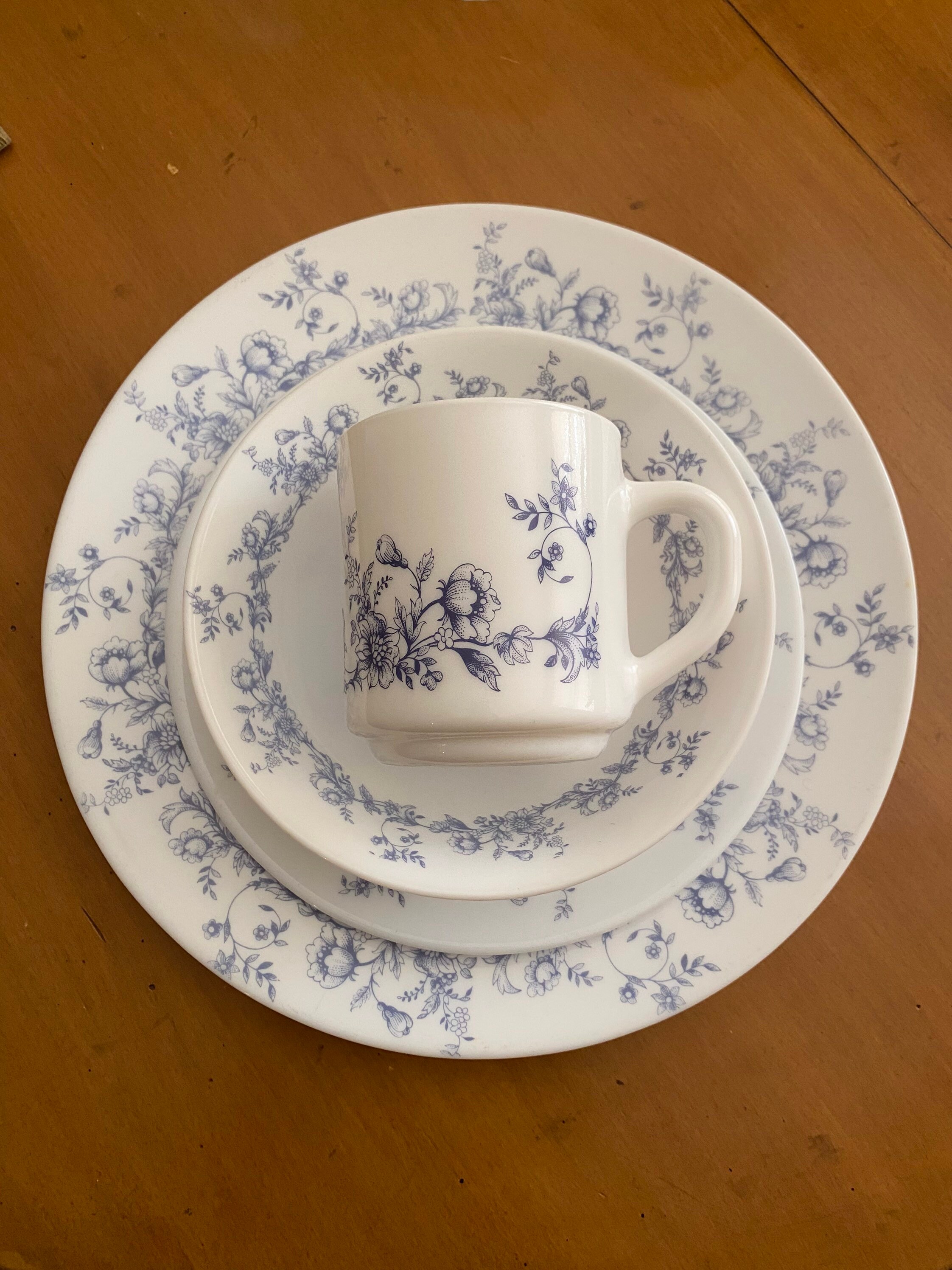 Arcopal Glenwood Blue and White Dinnerware Mugs - Set of 4 - Etsy