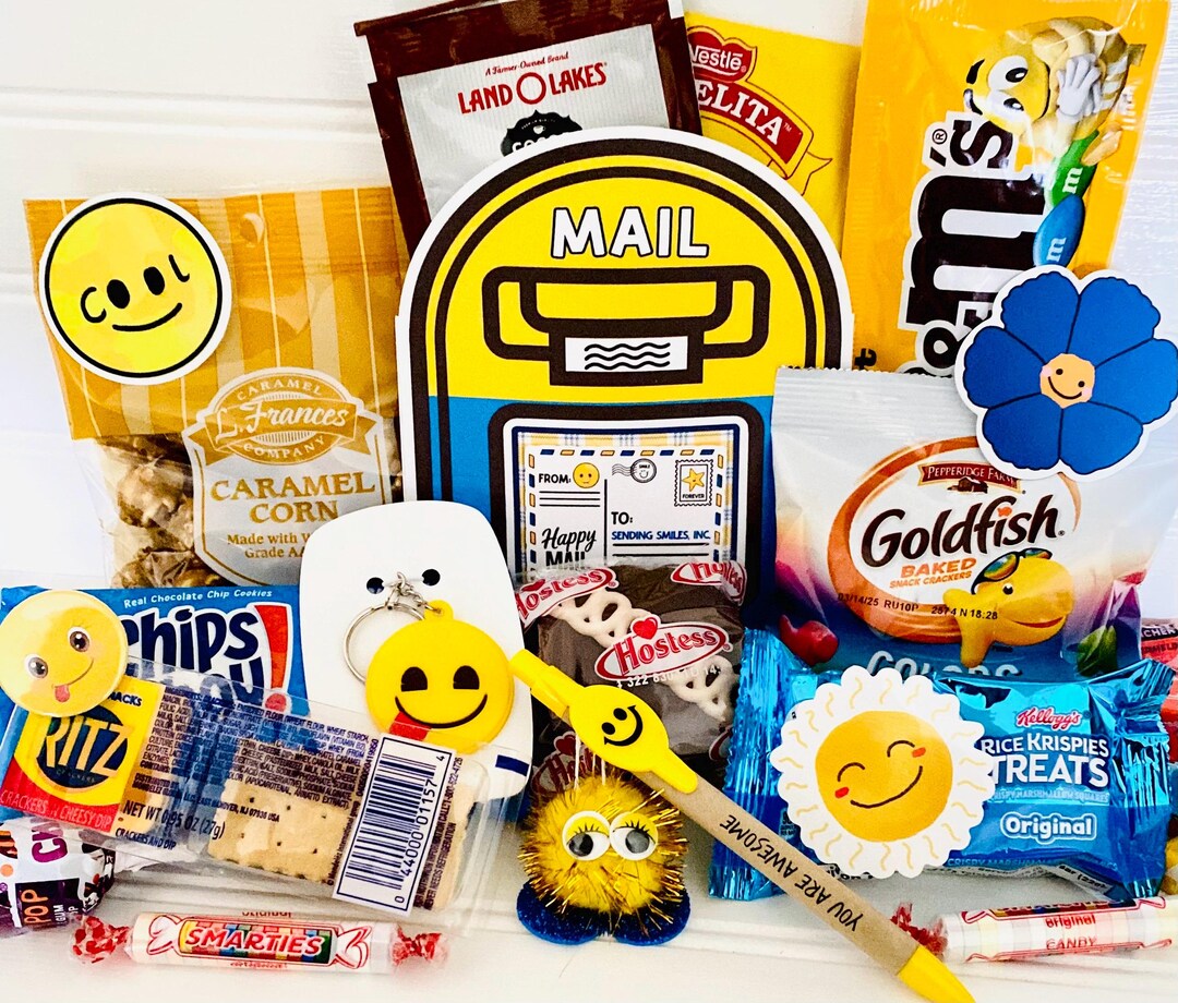 Sending Smiles Snack Box: Get Well, Employee Appreciation Gift, College ...