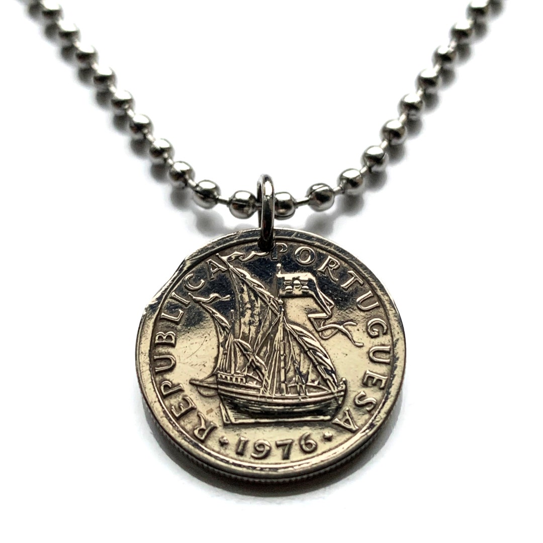 1981 Portugal 2-1/2 Escudos Coin Pendant Portuguese Caravela Ship ...