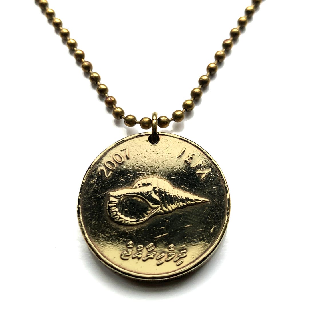 2007 Maldives Island 2 Rufiyaa Coin Pendant Conch Shell Seashell Malé ...
