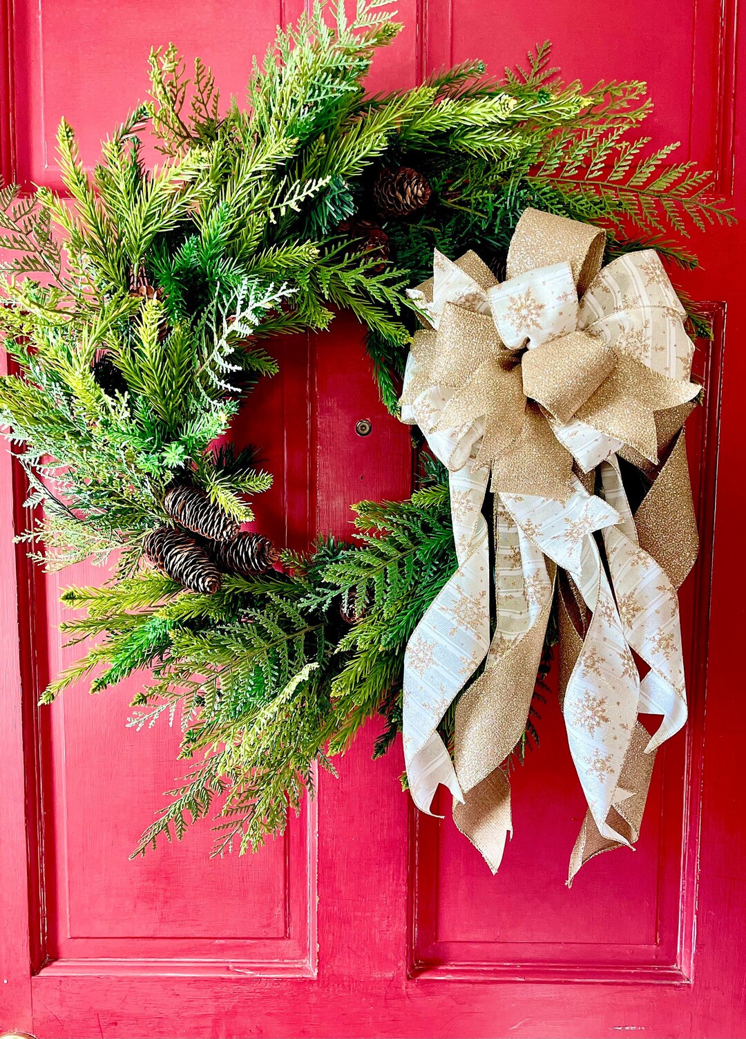 The Neve Gold & Cream Christmas Tree Topper Bow, Bow for Wreaths ...