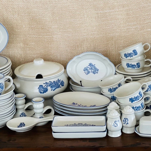 Vintage Pfaltzgraff Yorktowne Dinnerware - Etsy