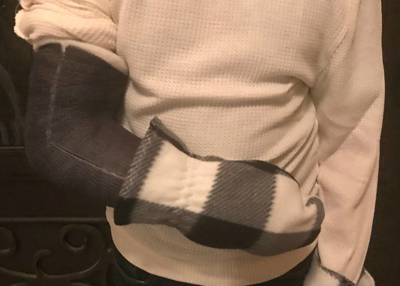 Cast Mitten Do you have a broken wrist Thumbless Mitten for | Etsy