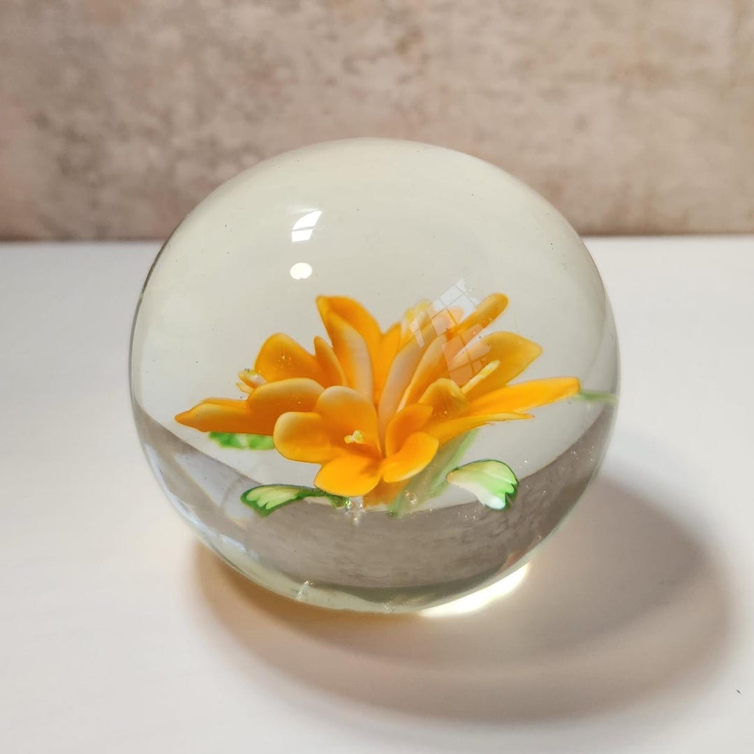 Art Glass 2.5 Round Paperweight Peach Flowers With Green Leaves 1990s ...