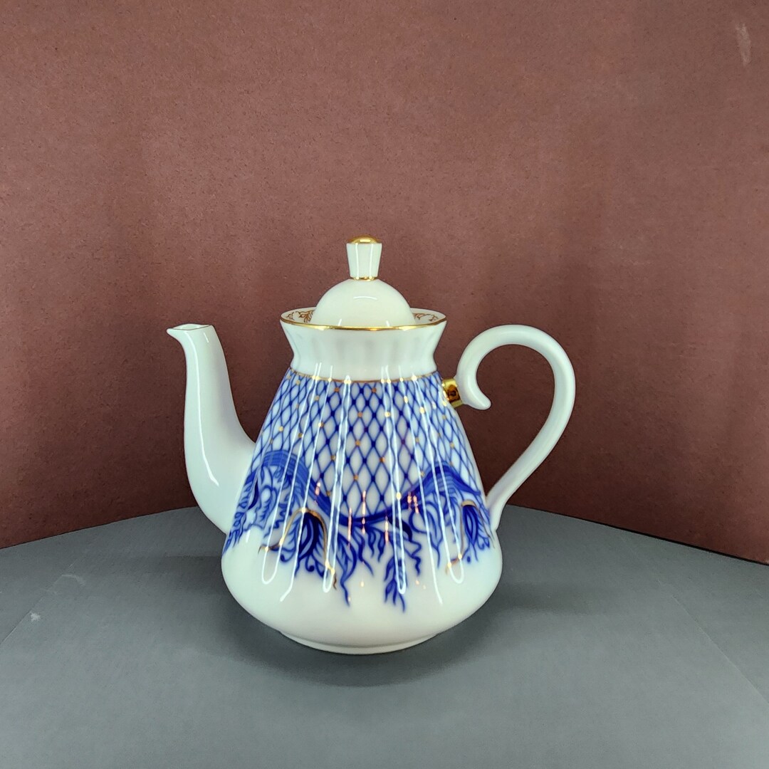 Vintage Nantucket Ceramic Teapot Blue & White Gold Foral Pattern ...