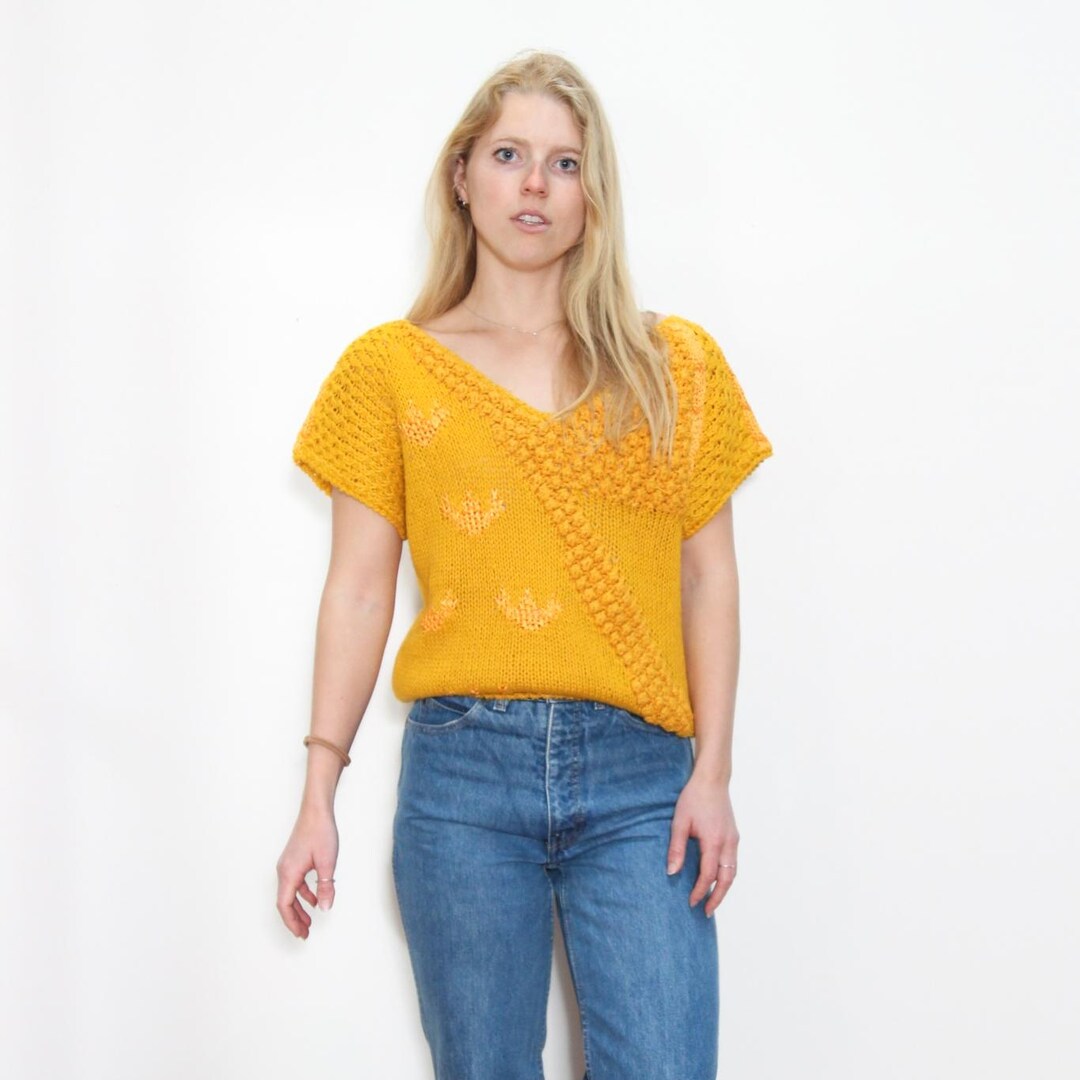 VINTAGE 80s Marigold Yellow CROCHET Handknit Chunky Knit Abstract V ...