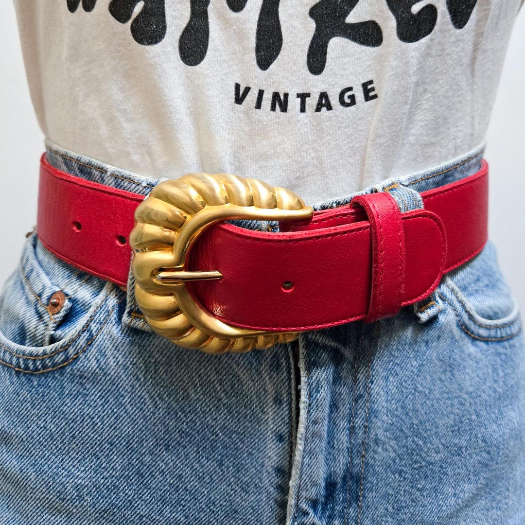 VINTAGE 90s Red Jumbo LEATHER GOLD Buckle Sculptural Scallop Design ...