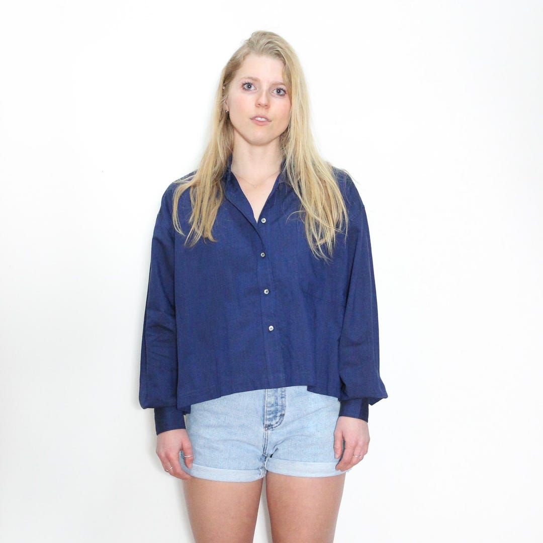 VINTAGE 90s Y2K Cropped Navy Blue Boxcut GENERRA Collection Button up Oxford Cotton Mix Blouson ...