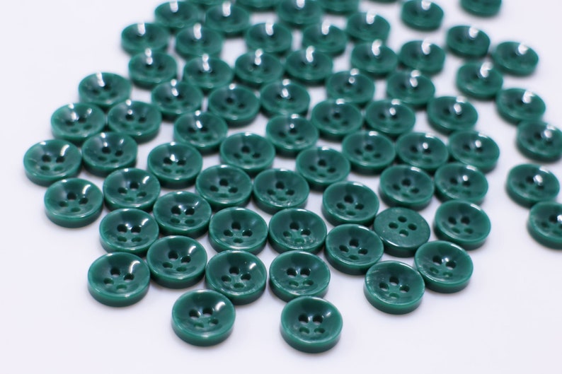Dark Green Buttons, Shell Looking Button, Small Four Holes Resin ...