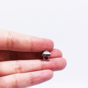 Mini Silver Square Rivet Shank Button, Made of ABS Plastic, Pointy Top ...