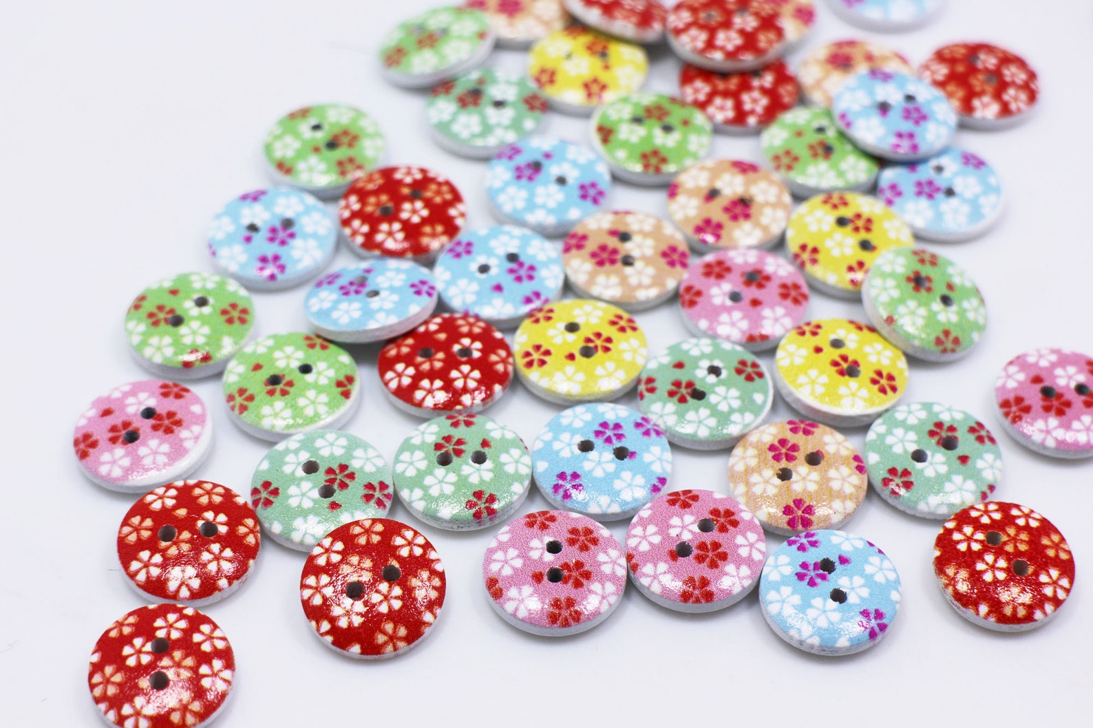 Sakura Wooden Buttons, Japanese Flower Print, Small Size, Round Shaped ...