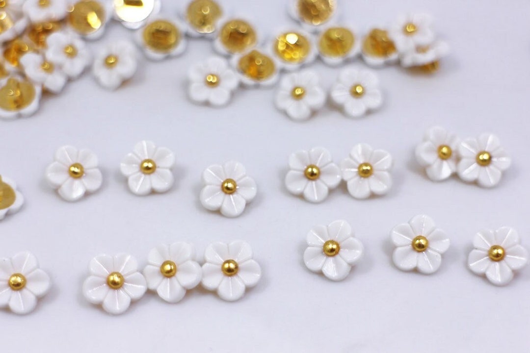 White Flower Buttons, Japanese Sakura Flower, Floral Shaped, White and ...