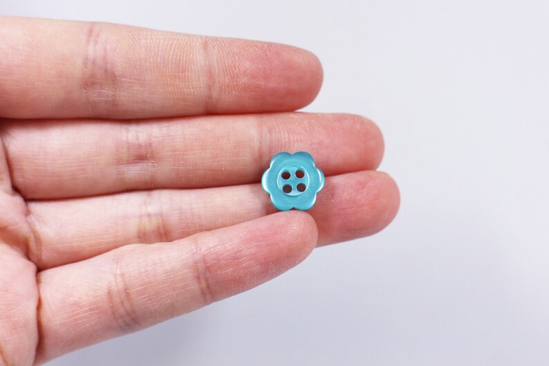 Teal Blue Flower Buttons, Floral Shaped, Light Blue Color, Four Holes ...