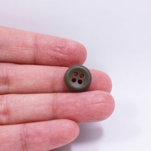 Matte Army Green Buttons, Dark Green Color, Striped Edge, Bowl Shape ...