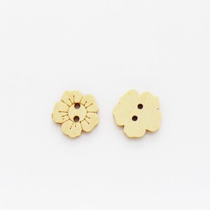 Flower Shaped Wood Buttons, Natural Wood Color, 2 Holes, Small Size ...