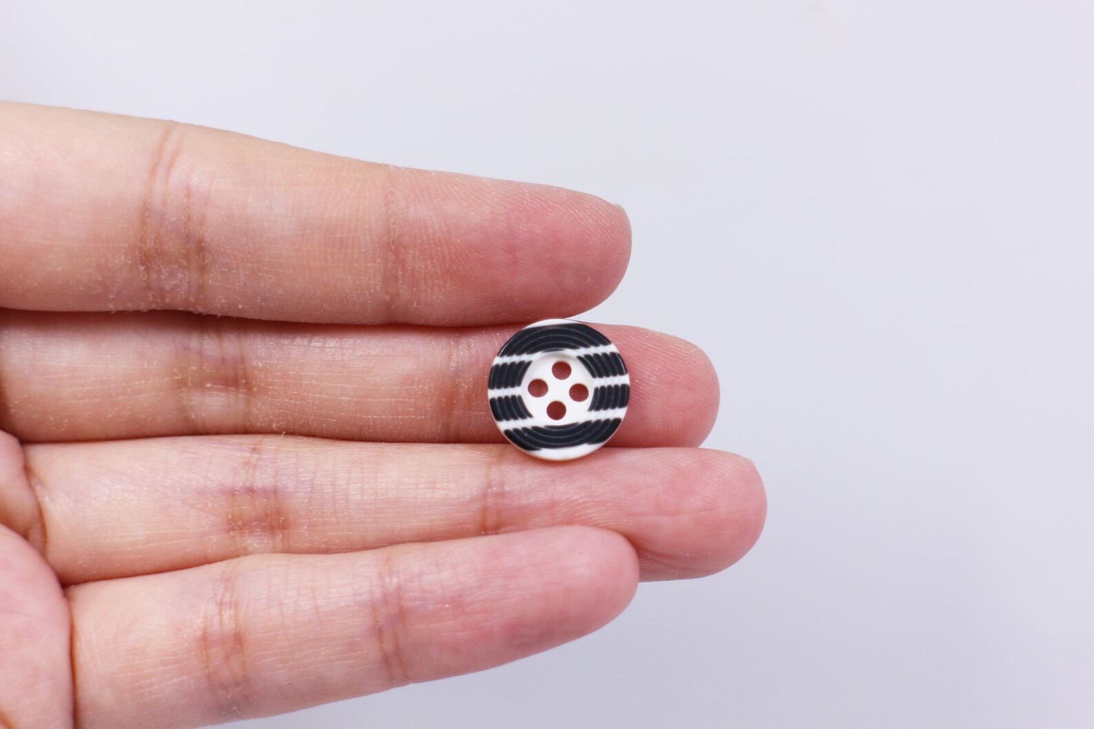 Black and White Striped Button, Four Holes, Stylish Cool, Small Size ...