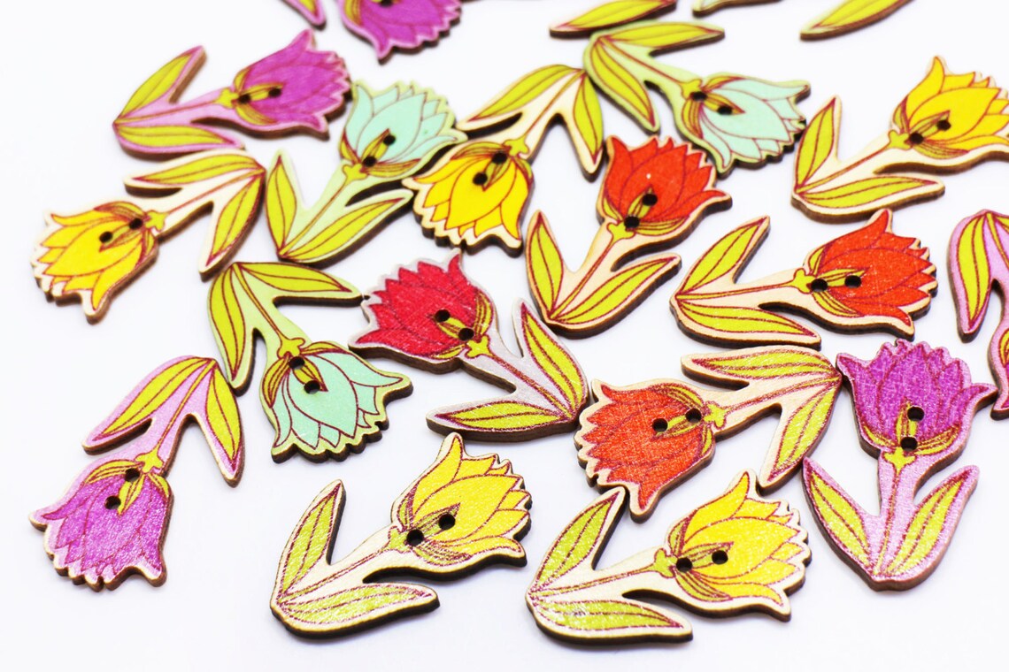 Tulip Wooden Button Flower Shape Button Floral Buttonred - Etsy