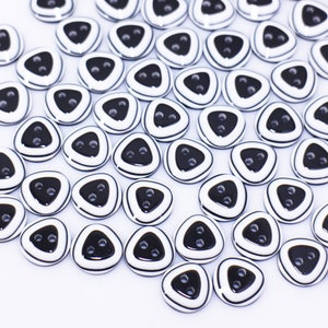 Black and White Triangle Buttons, Round Shape, Small Size, Two Holes ...