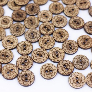 Flower Coconut Shell Button, Natural Coconut Shell, Floral Print, 2 Holes, Light Brown Color, 12 ...