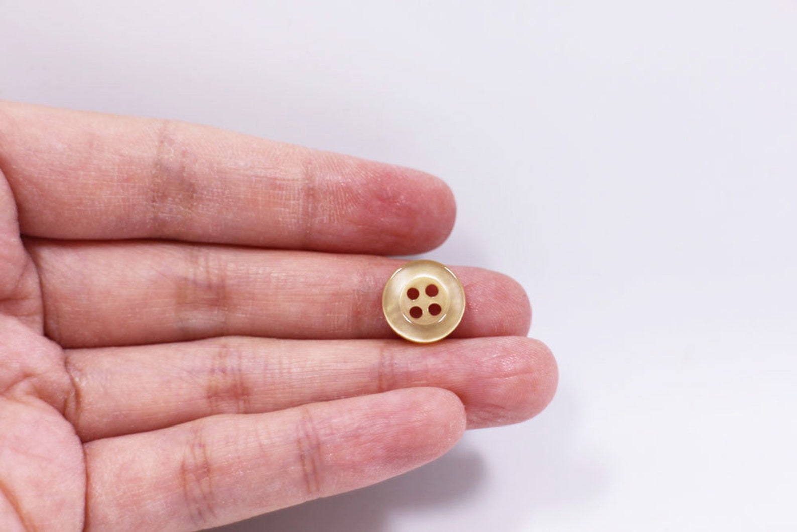 Light Khaki Buttons, Small Size, Brown Color, Wide Edge, Made of Resin ...