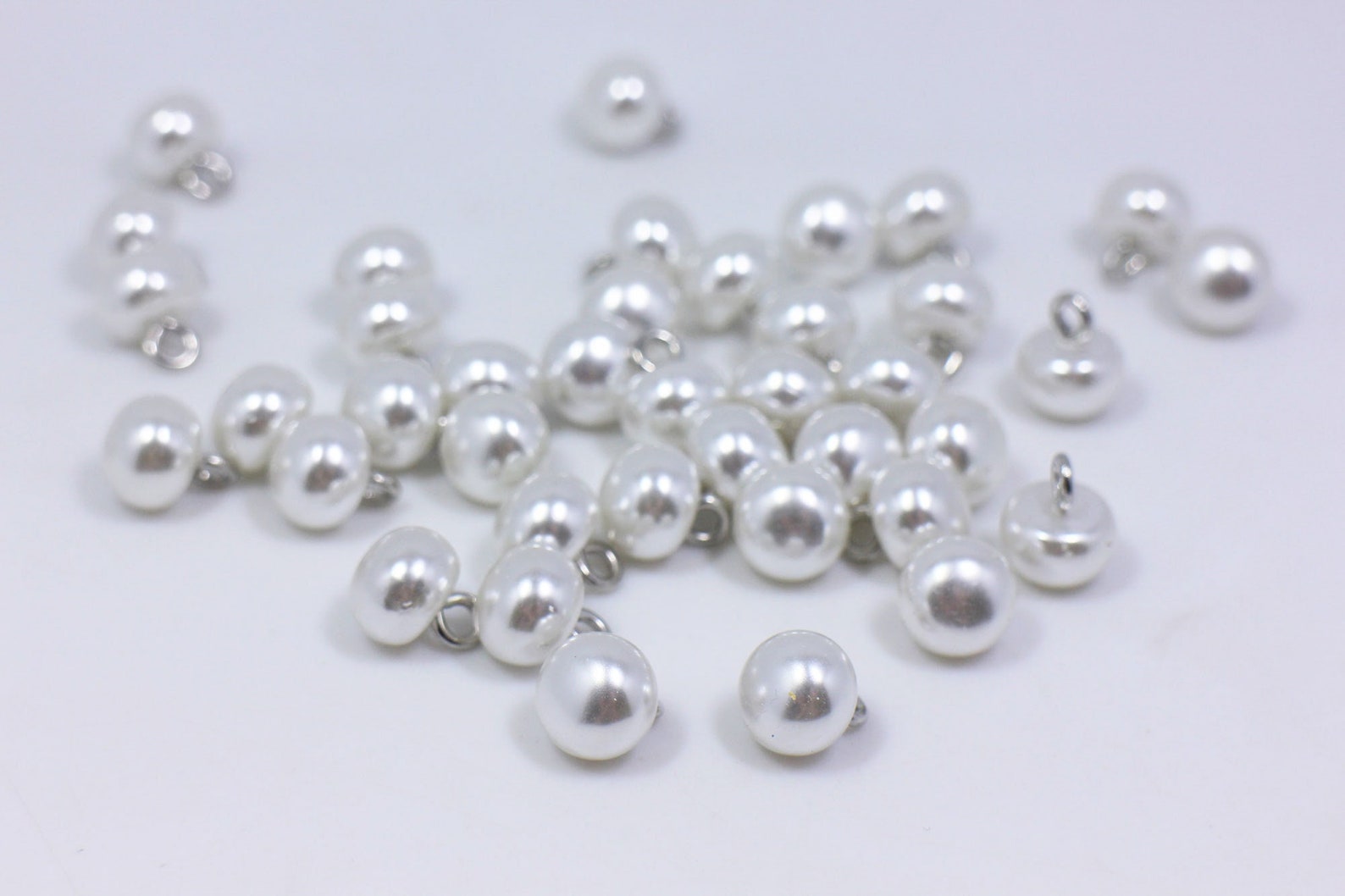 White Pearl Shank Buttons Pearl Buttons With Metal Shank - Etsy