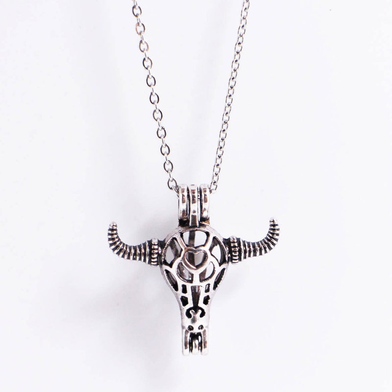 Diffuser Necklace - Etsy