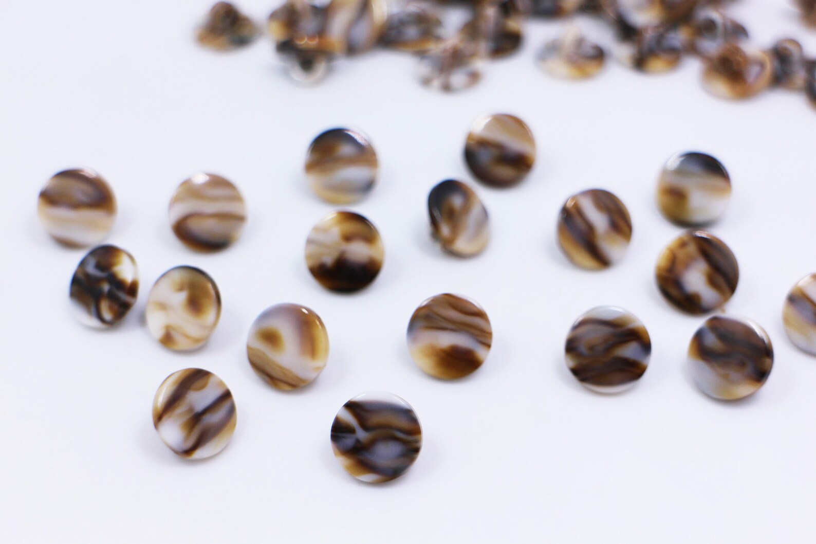Brown Marble Pattern Shank Buttons, Round Flat Top, Brown and White ...