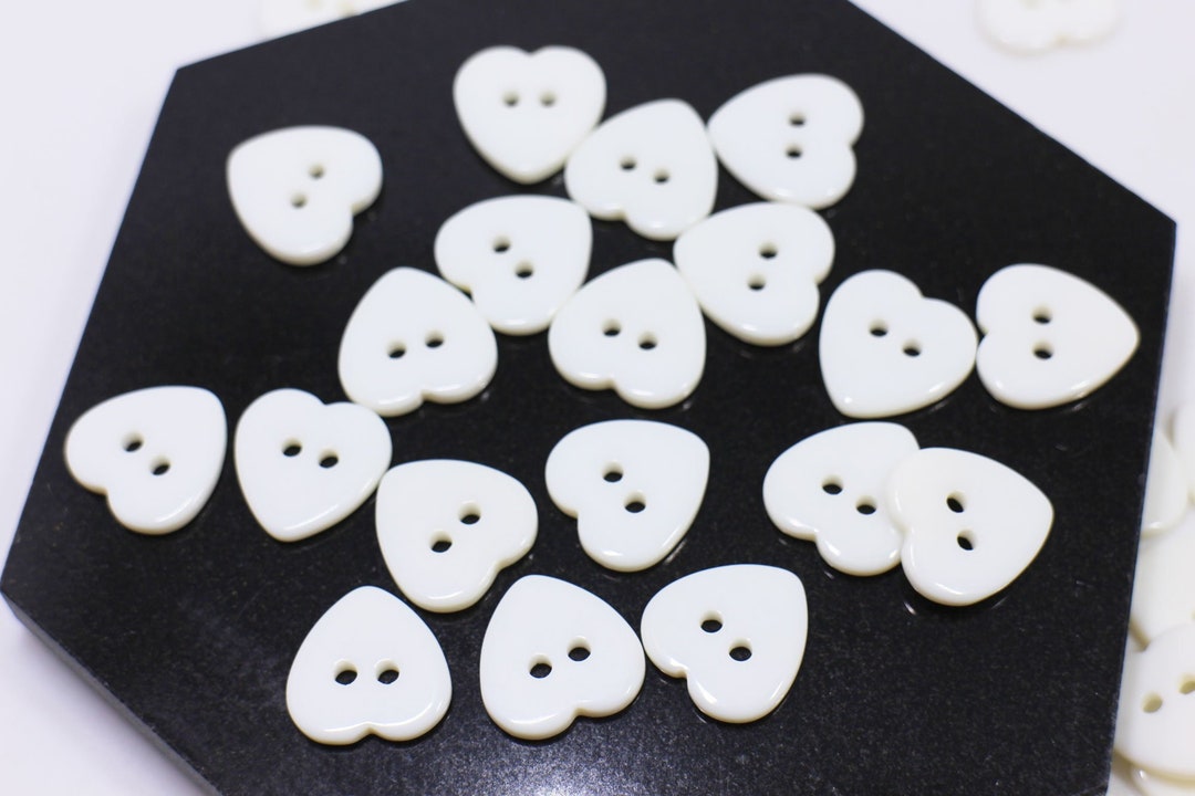 White Heart Buttons, Heart Shaped, Glossy Finish, Two Holes, for Sewing ...