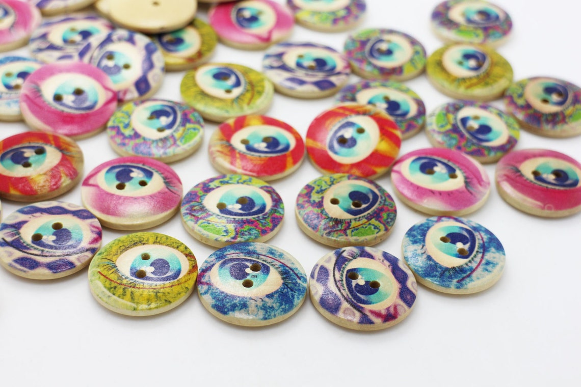 Eyeball Wood Button Boton De Madera Halloween Buttons DIY - Etsy