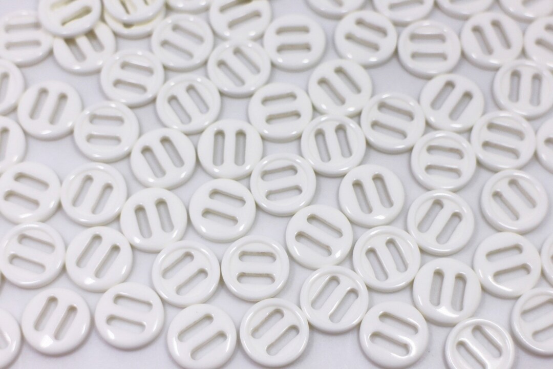 White Two Holes Buttons, Large Hole, Solid Color, Glossy, for Sewing ...