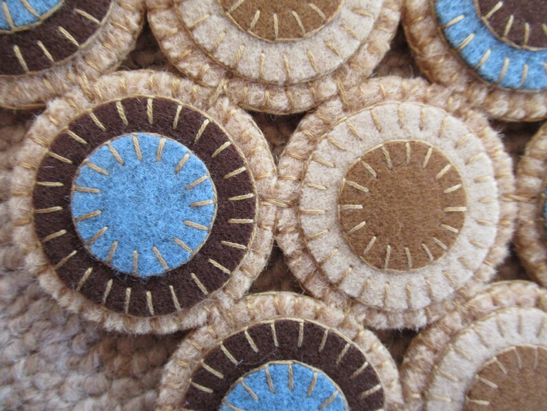 Wool Felt Diamond Shaped Penny Rug Table Runner Wall Hanging - Etsy