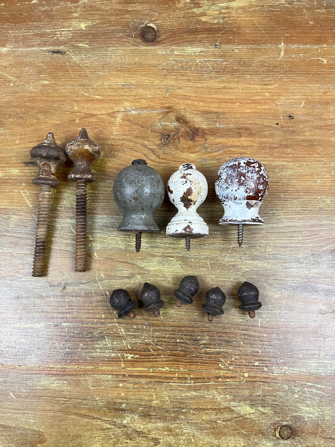 Vintage Wood Finials Furniture Finials Upcycle Projects Furniture ...
