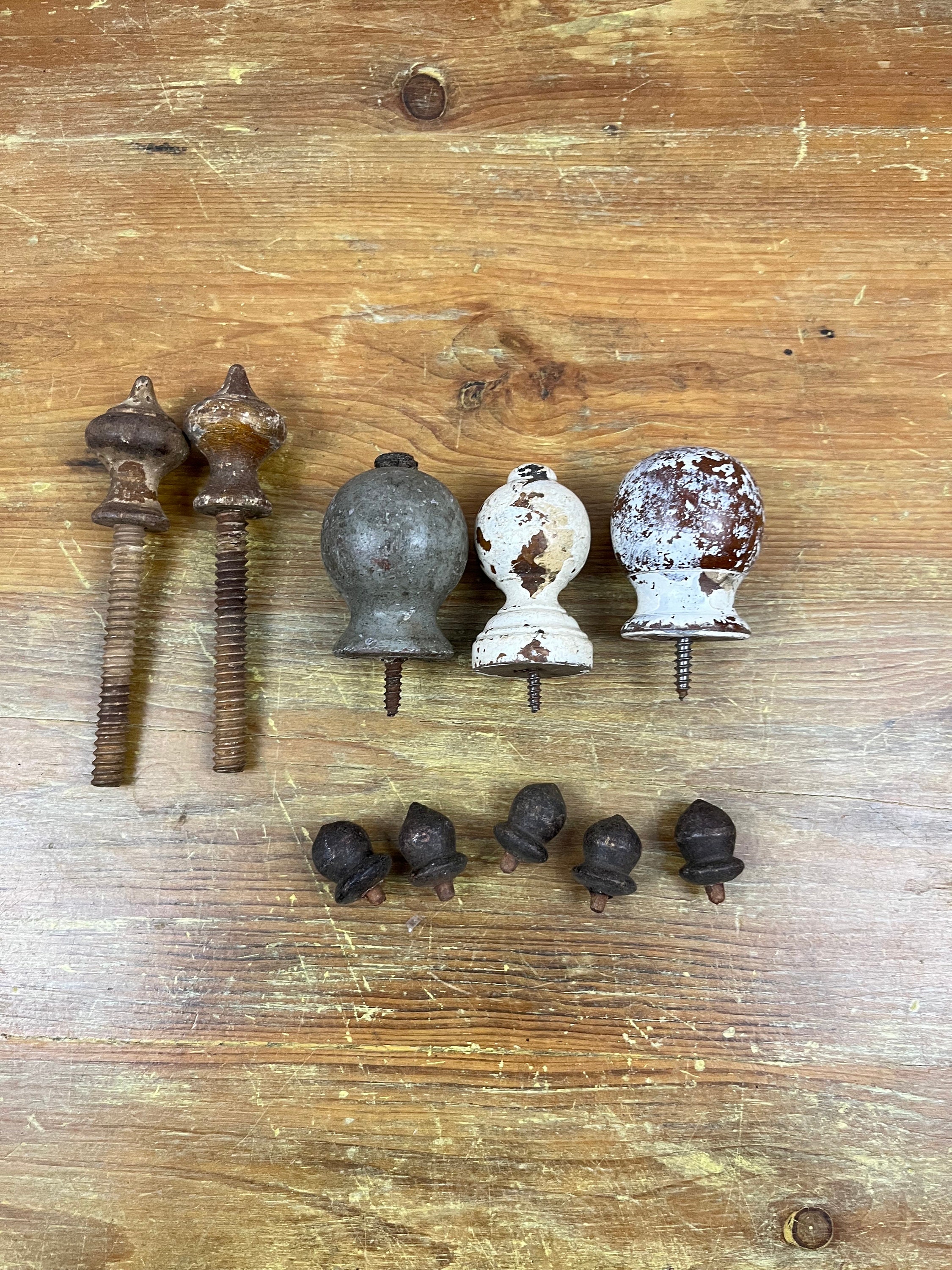 Vintage Wood Finials Furniture Finials Upcycle Projects Furniture ...