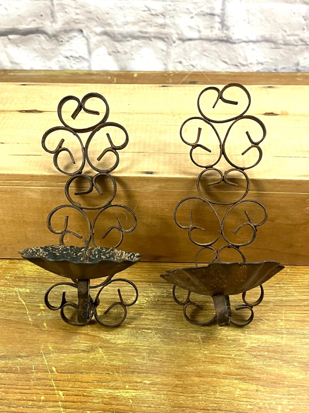 Vintage Black Curly Metal Candle Holder Pair Wall Sconce Candle Votives ...