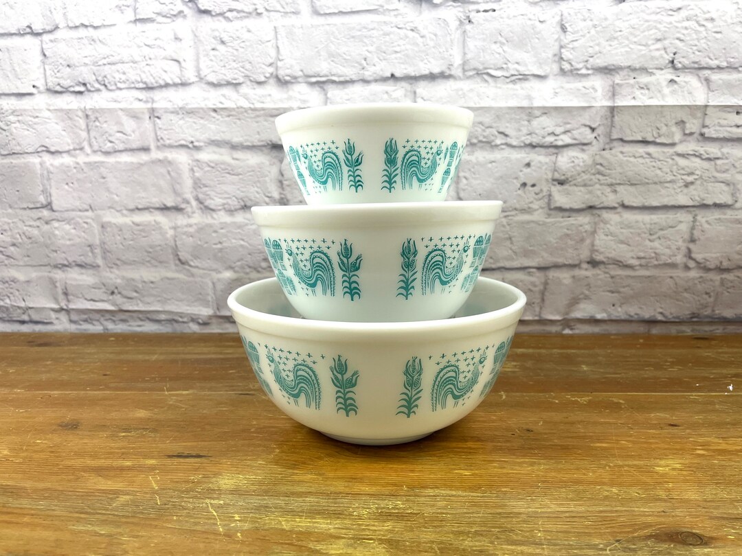 Mid Century Amish Butterprint Pyrex Set of 3 Mixing Bowls Turquoise ...