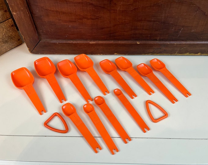 Vintage Orange Tupperware Measuring Spoons Replacement Tablespoons ...