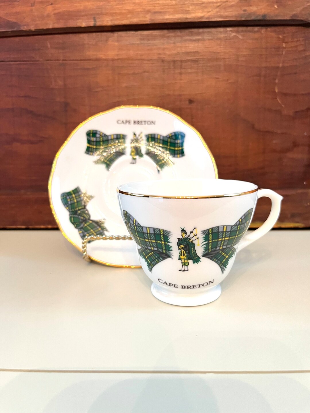 Vintage Cape Breton Island Teacup Crown Warwick Fine Bone English China ...