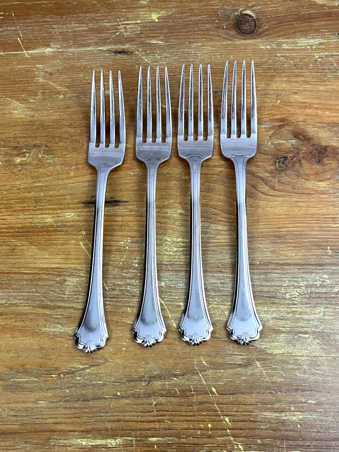 Vintage Midtown Oneida Flatware Dinner Forks Salad Forks Place Spoons ...