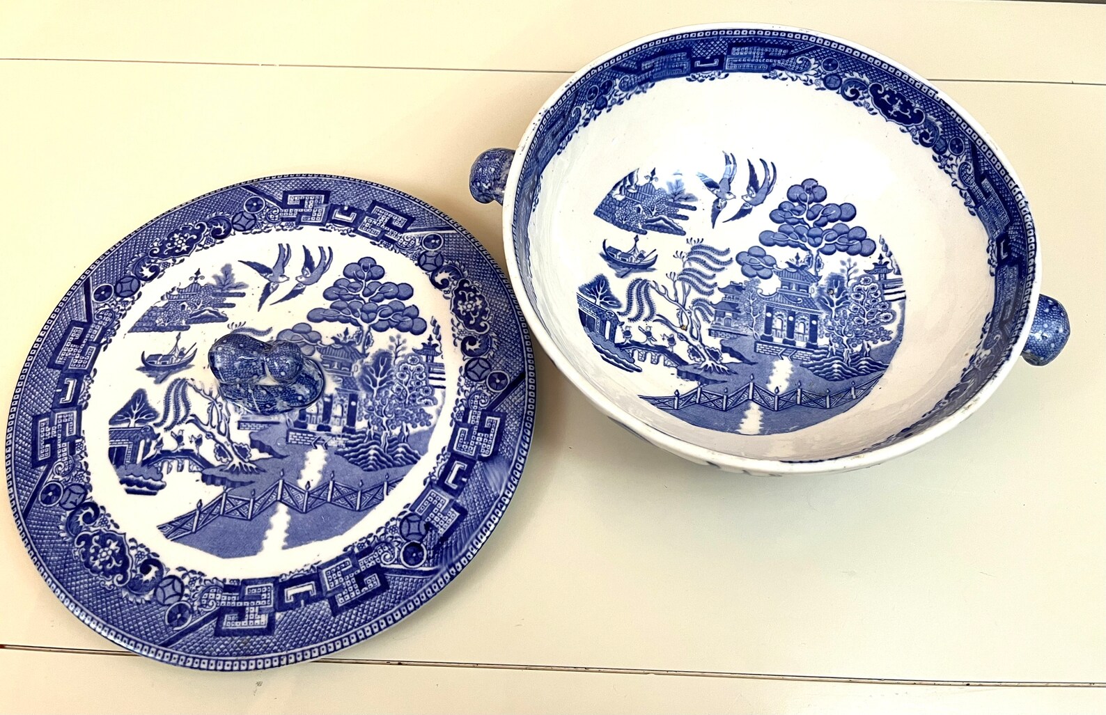 Vintage Ridgeway Blue Willow Large Lidded Vegetable Dish Birds ...